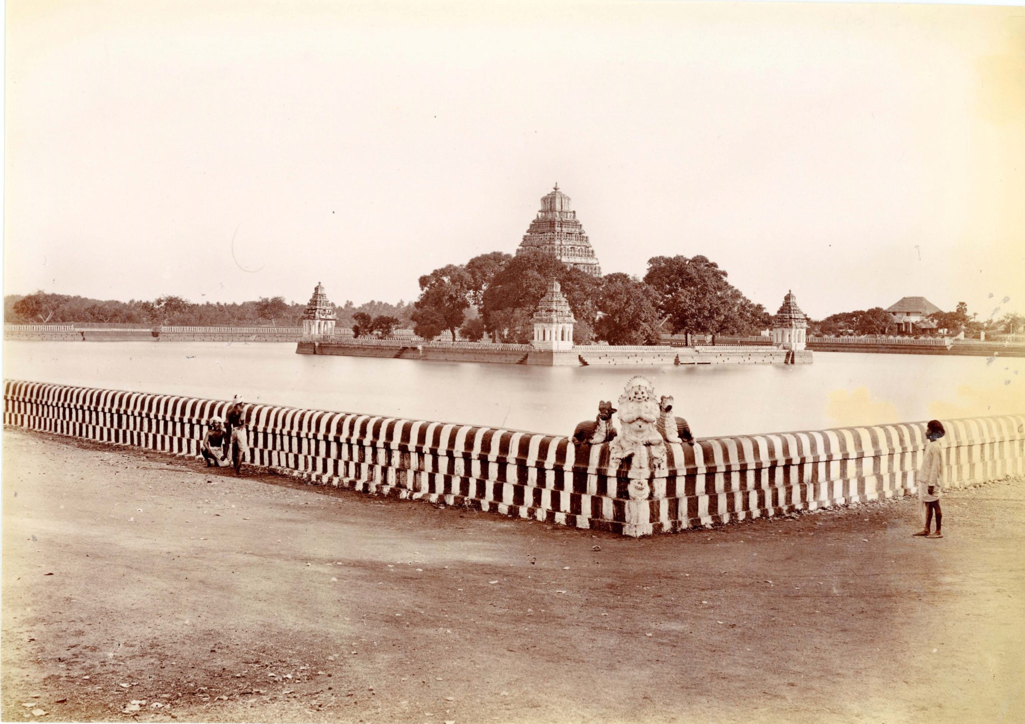 [Photo.12/(001)] Teppa Tank, Madura - Royal Asiatic Society Online ...